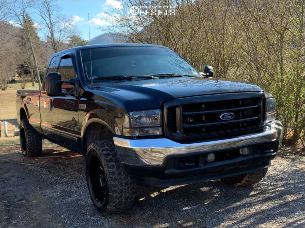 2001 Ford F-250 Super Duty with 20x12 -44 Moto Metal Mo970 and 33/12 ...