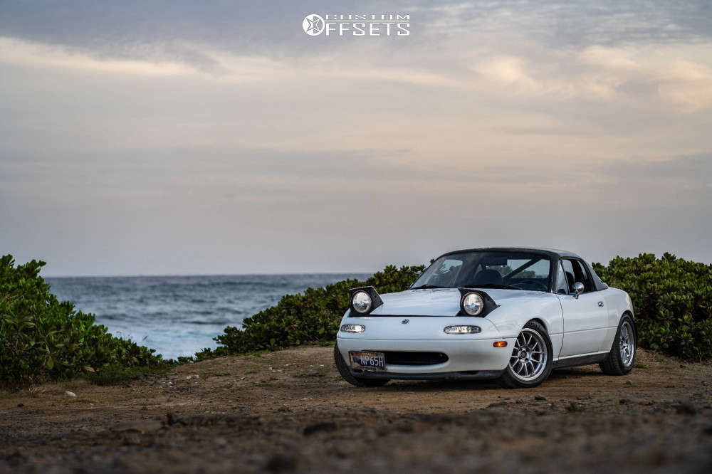 1995 Mazda Miata with 15x8 36 949 Racing 6UL and 205/50R15 Kumho Ecsta ...