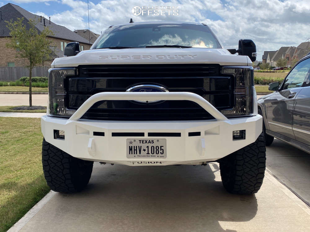 2019 Ford F-250 Super Duty with 20x10 -24 Method Nv and 37/12.5R20 ...