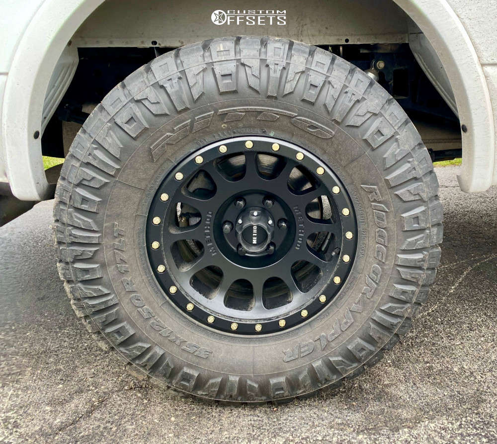 2018 Ford F-150 with 17x8.5 0 Method Nv and 35/12.5R17 Nitto Ridge ...