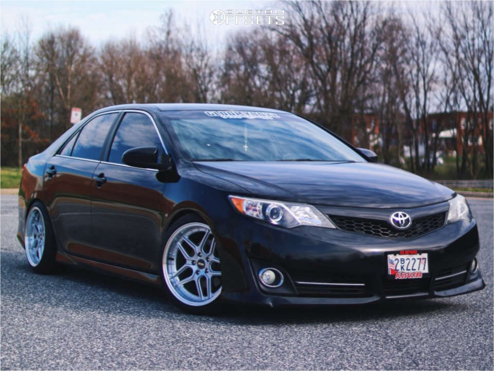 2013 Toyota Camry with 18x9.5 22 ESR CS15 and 225/40R18 Federal SS595 ...