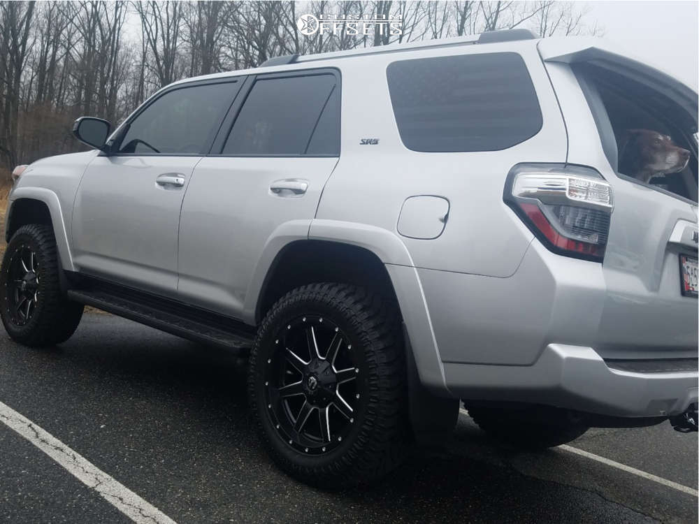 2019 Toyota 4Runner with 20x9 Fuel Maverick and 33/12.5R20 Atturo Trail ...
