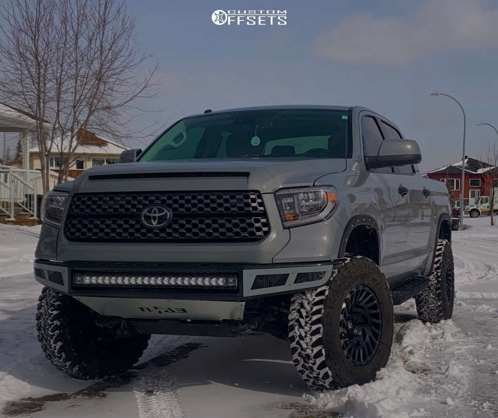 2018 Toyota Tundra with 18x9 1 Fuel Cyclone and 295/65R18 Toyo Tires ...