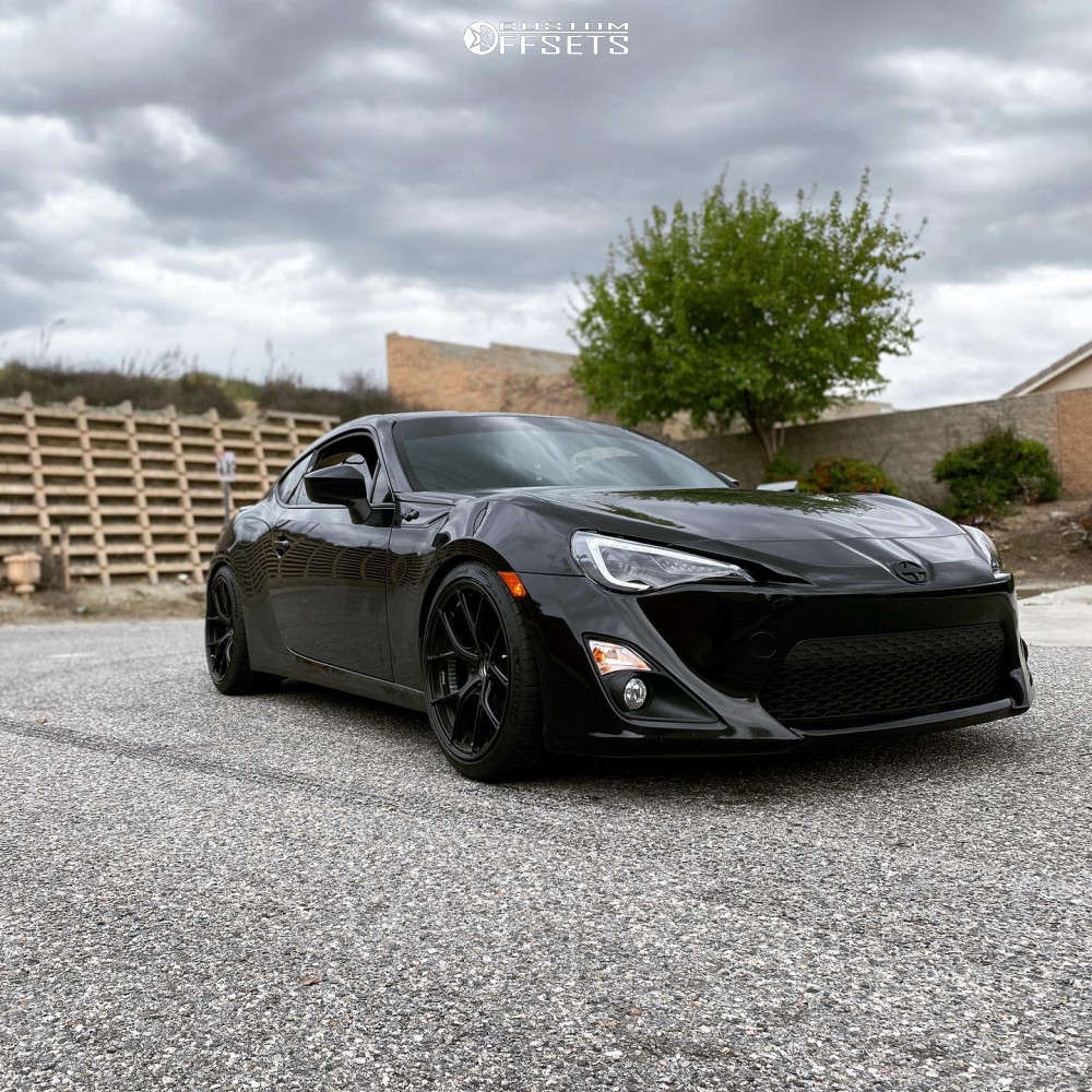 2016 Scion FR-S with 18x9.5 40 Titan7 Ts-5 and 255/35R18 Michelin Pilot ...