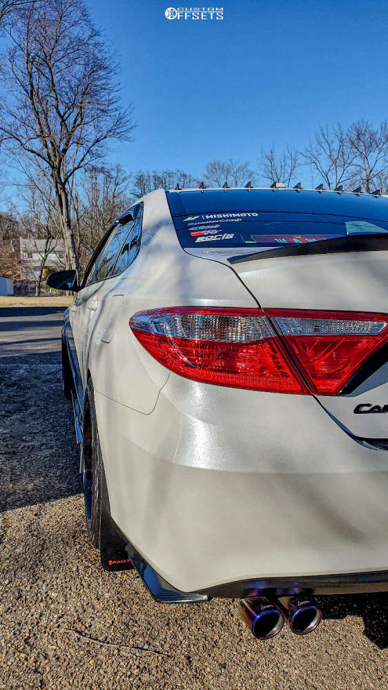 2016 Toyota Camry with 18x9.5 30 Aodhan Ah08 and 245/40R18 Michelin ...