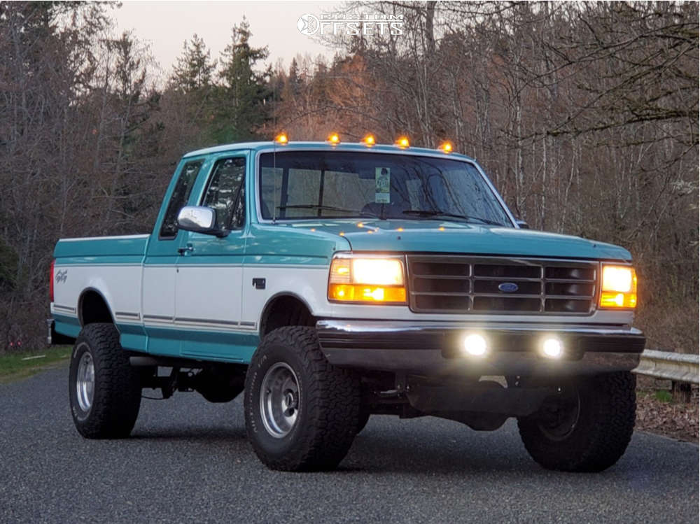1995 Ford F-150 with 15x10 -47 Pro Comp Series 69 and 33/12.5R15 ...