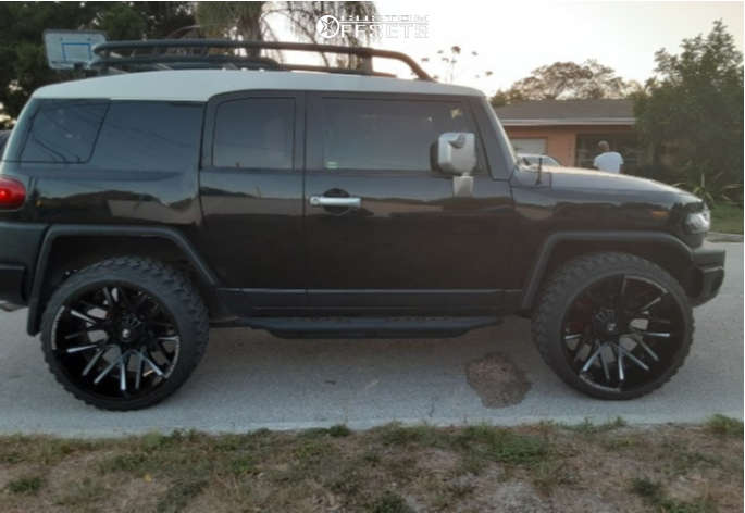 2007 Toyota FJ Cruiser with 24x14 -76 Dropstars 654bm and 33/14.5R24 ...