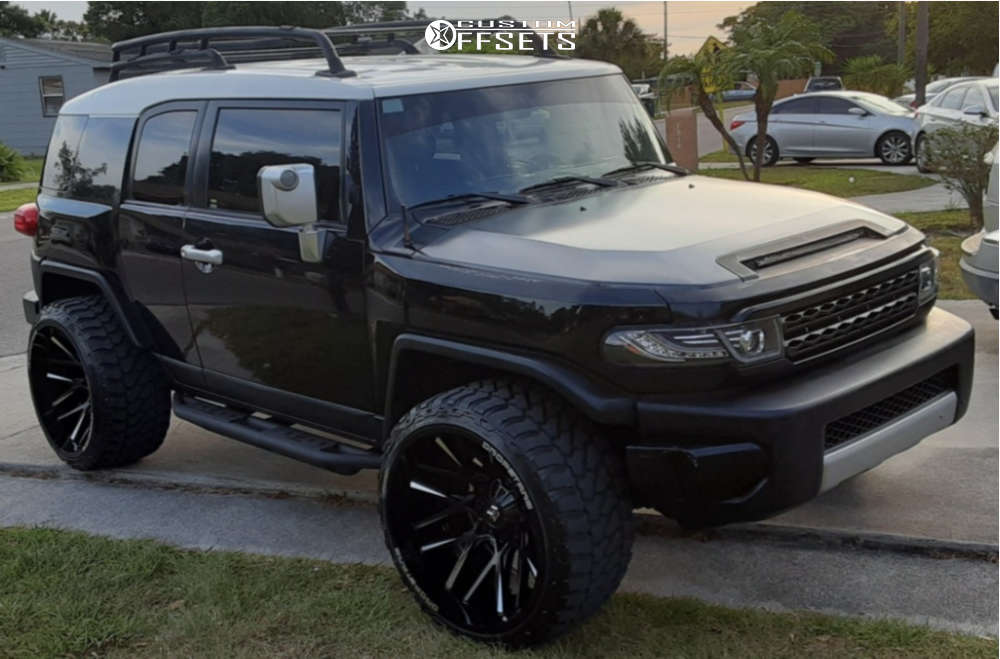 2007 Toyota FJ Cruiser with 24x14 -76 Dropstars 654bm and 33/14.5R24 ...