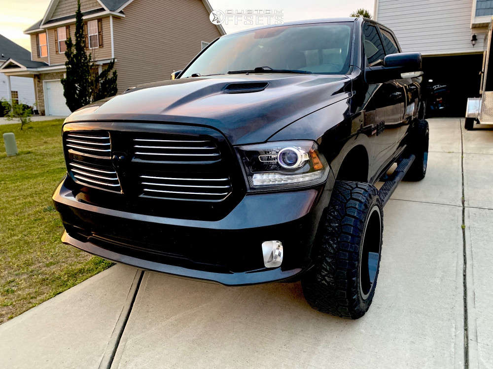 2016 Ram 1500 with 22x12 -44 RBP Forged Silencer and 35/12.5R22 Nitto ...