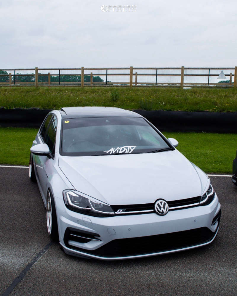 2018 Volkswagen Golf R with 17x9.5 26 BBS Rs and 195/45R17 Nankang NS ...