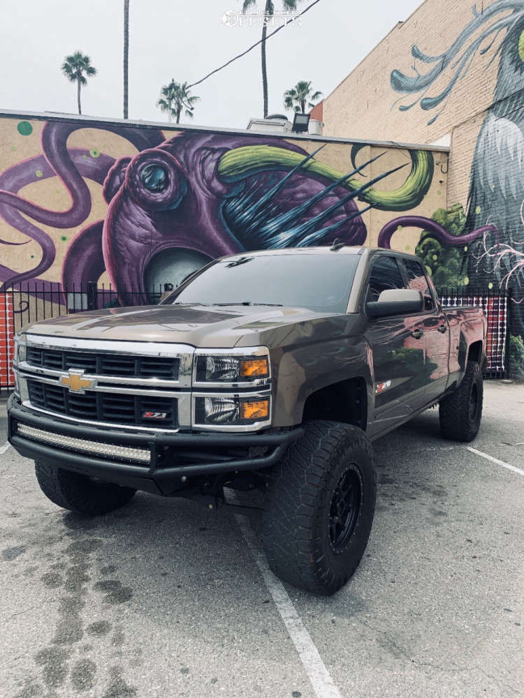 2015 Chevrolet Silverado 1500 with 18x9 18 Walker Evans Legacy and 37/12.5R18 Nitto Ridge ...