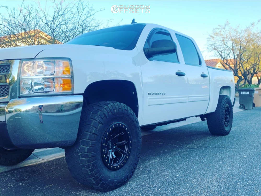 2013 Chevrolet Silverado 1500 with 17x9 -12 Dirty Life Dt-1 and 35/12 ...