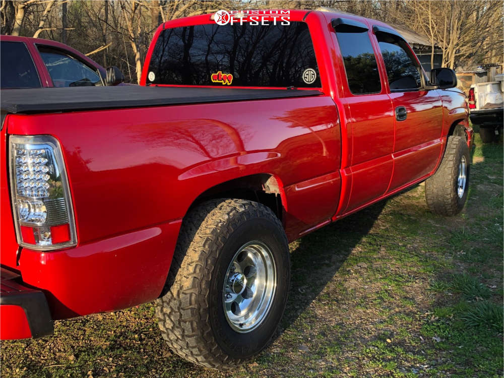 2007 Chevrolet Silverado 1500 Classic with 16x10 -32 Pacer Lt and 285 ...