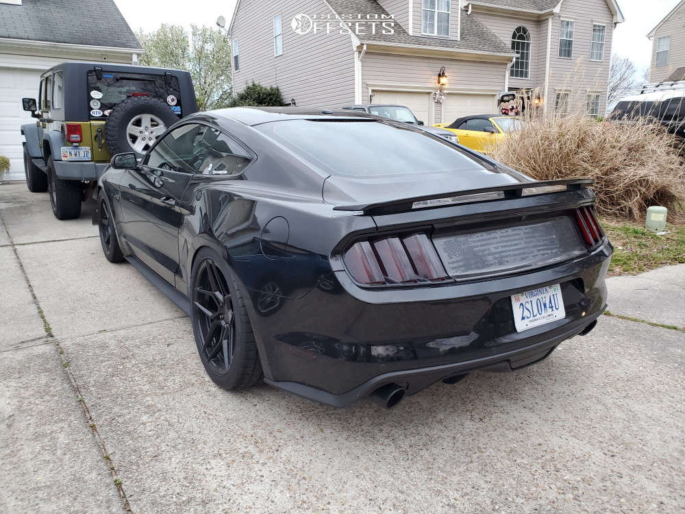 2017 Ford Mustang with 19x9.5 35 ESR Sr07 and 275/45R19 Kumho Ecsta and ...