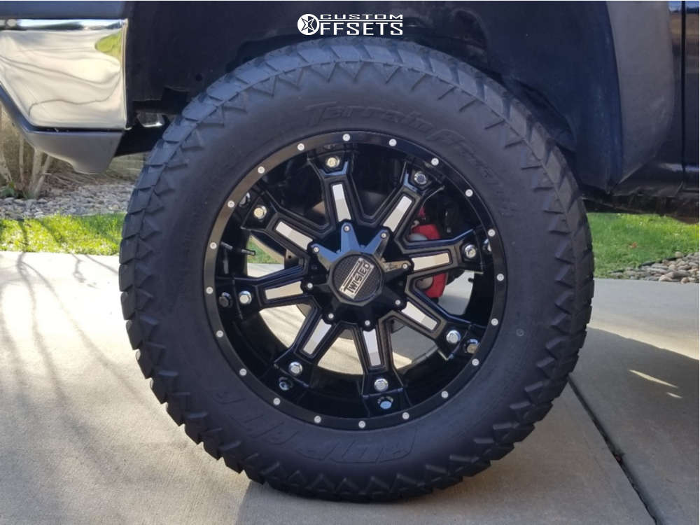 2002 Chevrolet Silverado 1500 with 20x10 -24 Twisted Offroad Wraith and ...