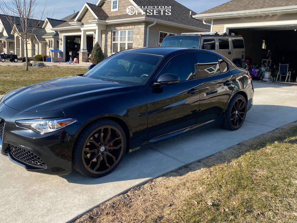 2017 Alfa Romeo Giulia with 20x8.5 35 Asanti Black Abl-19 and 255/30R20 ...