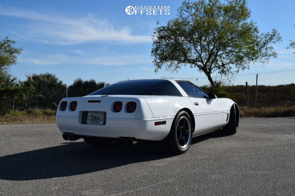 1996 Chevrolet Corvette with 17x9.5 56 4Play Cv01 and 285/40R17 Nitto ...