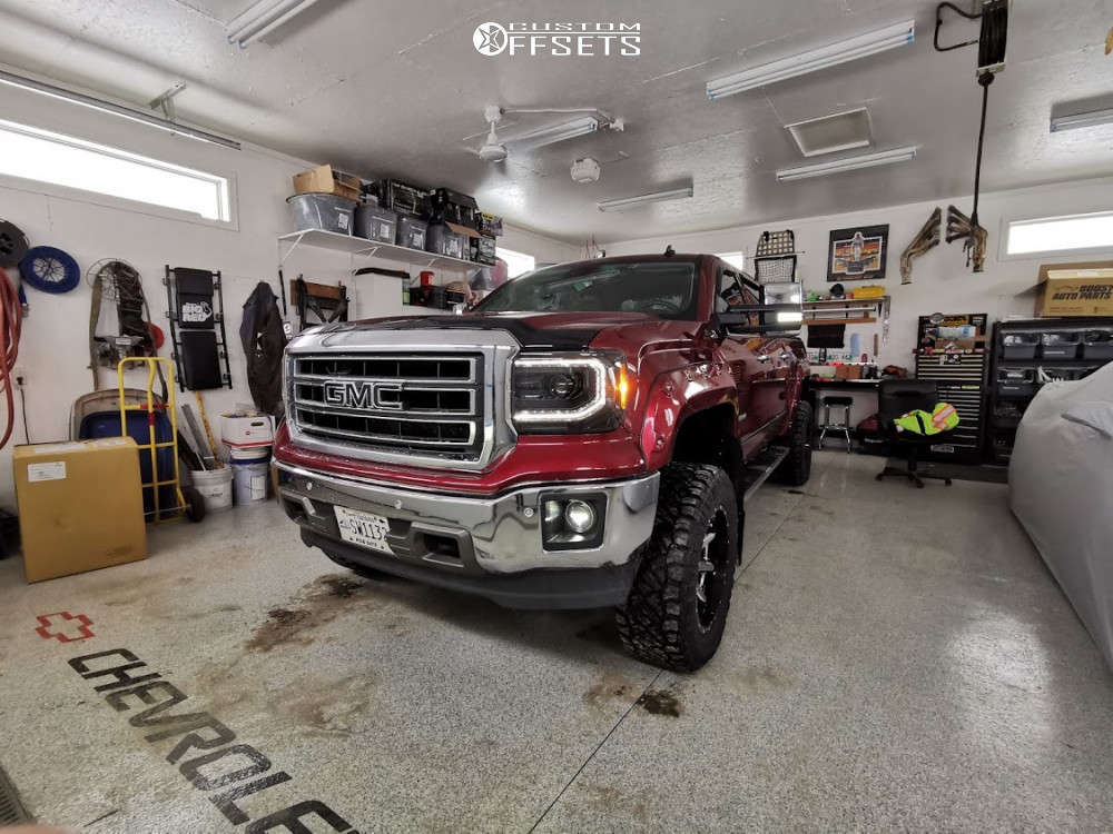 2014 GMC Sierra 1500 with 20x10 -19 Fuel Rampage and 35/12.5R20 Nitto ...