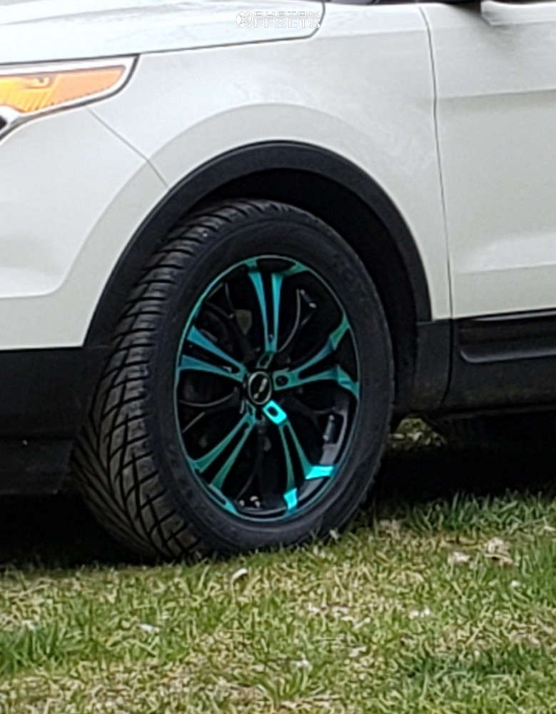 2012 Ford Explorer with 20x8 45 HD Spinout and 295/45R20 Toyo Tires ...