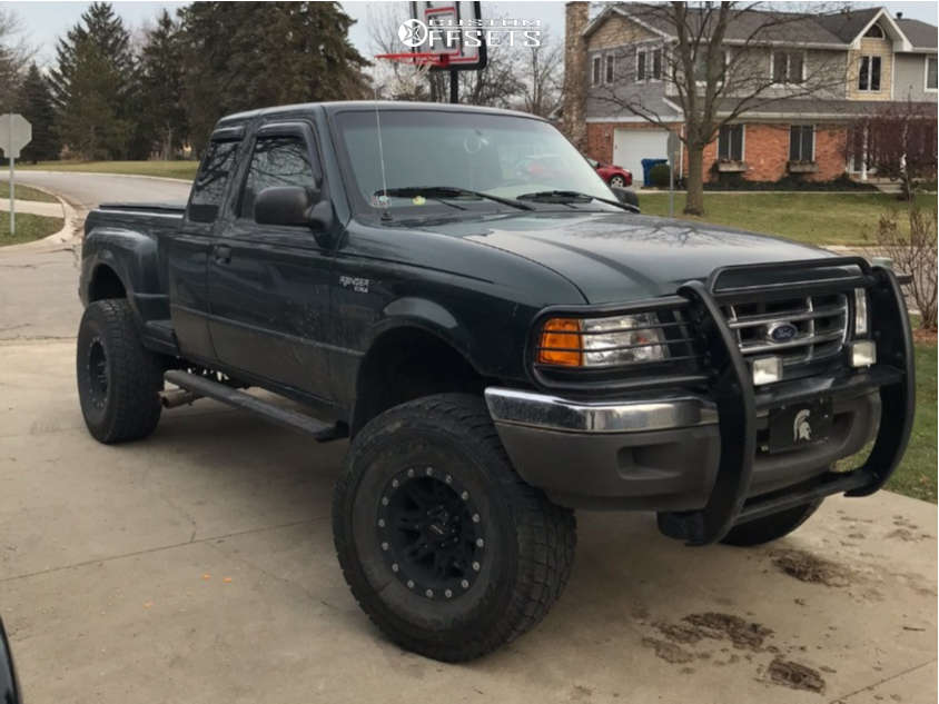 2002 Ford Ranger with 15x8 -19 Pro Comp 31 and 33/12.5R15 Cooper ...