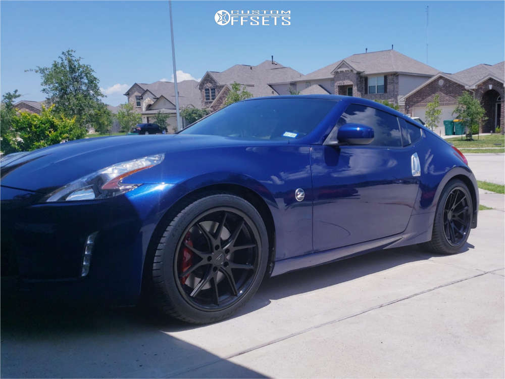 2017 Nissan 370Z with 19x9.5 20 Ferrada FR2 and 245/40R19 Continental ...