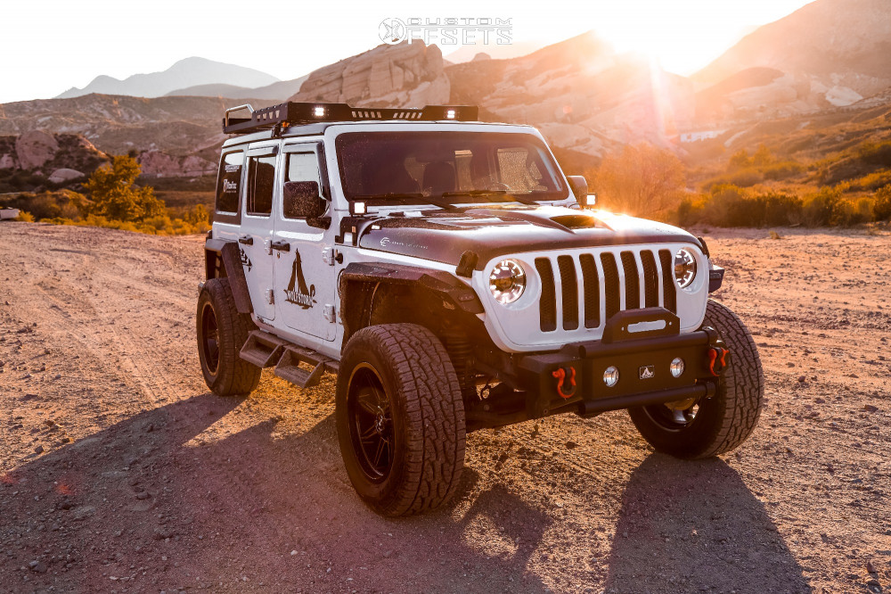 MaxTrac 2.5" Suspension Lifts for | MT-839720 | Custom Offsets