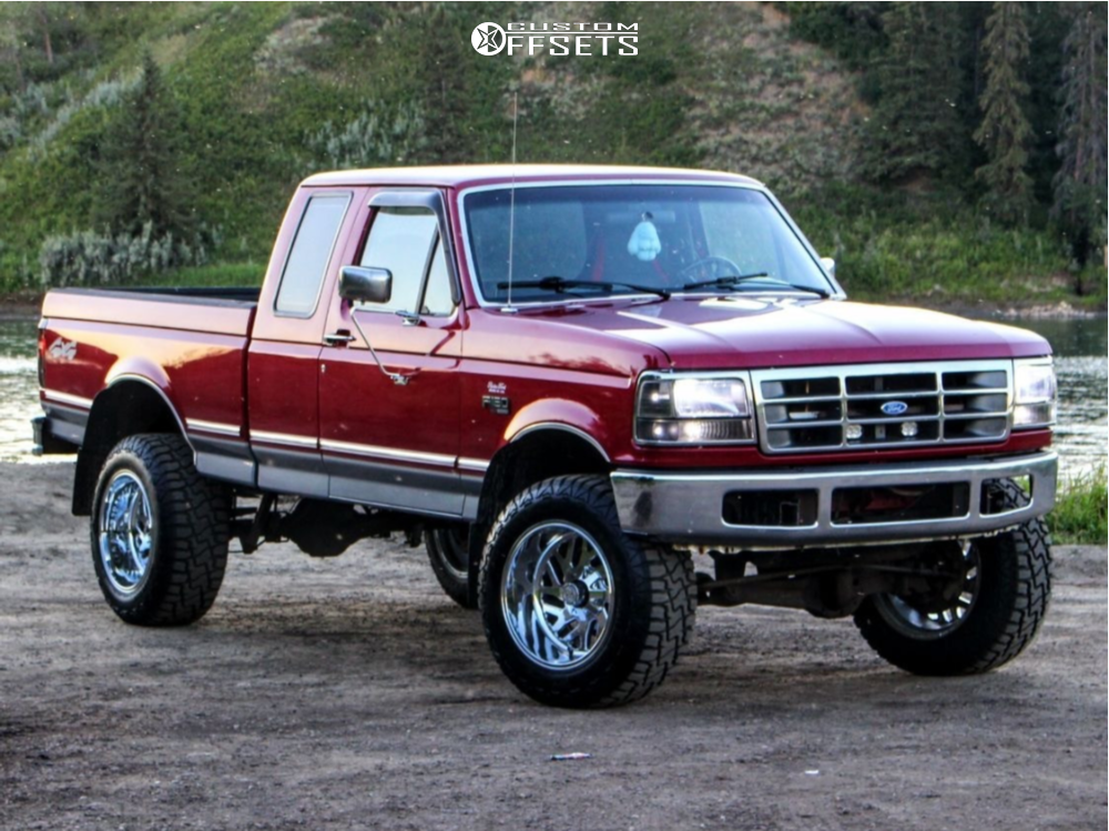 Rough Country 6" Suspension Lifts for 80-96 Ford Bronco, 80-96 Ford F ...