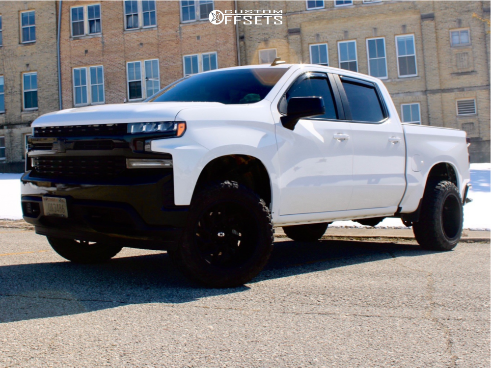 Rough Country 3.5" Suspension Lifts for 19-23 Chevrolet Silverado 1500 ...